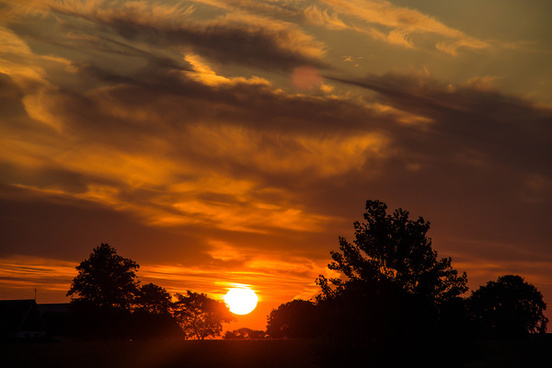 Red morning sky Free stock photos in JPEG (.jpg) 1920x1272 format for ...