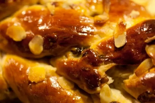 Pretzel pastries pastry form Photos in .jpg format free and easy ...